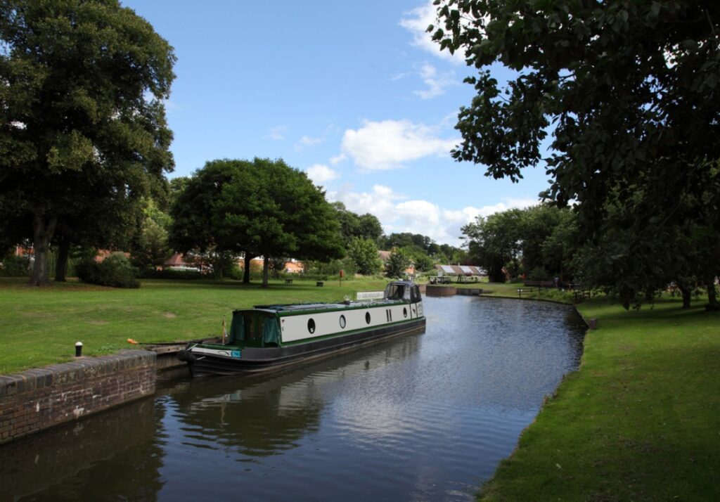 Horton Mill Court – McCarthy and Stone Resales